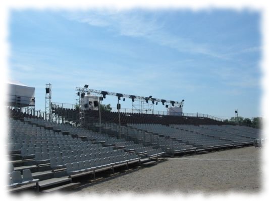 Gradins standards type Husson – Event System